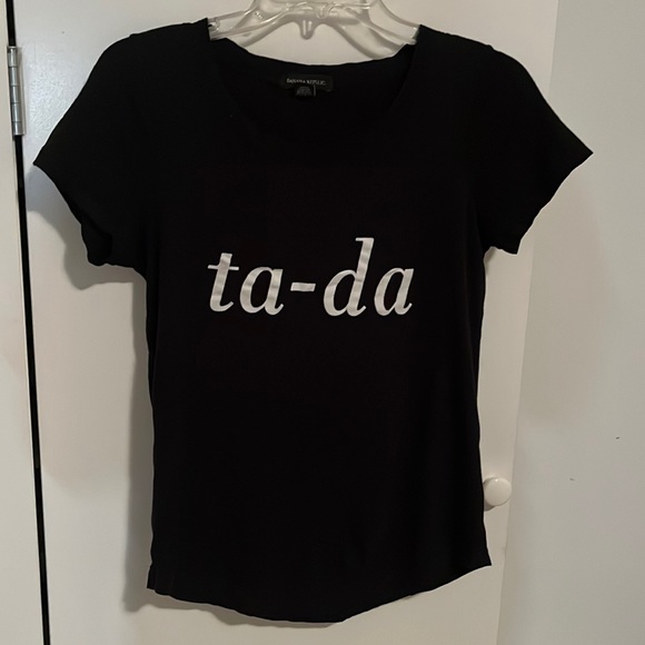 Banana Republic | Tops | Banana Republic Tada Tee | Poshmark